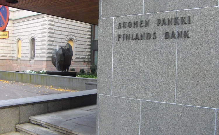 World faces economic fragmentation, paper warns - Central Banking